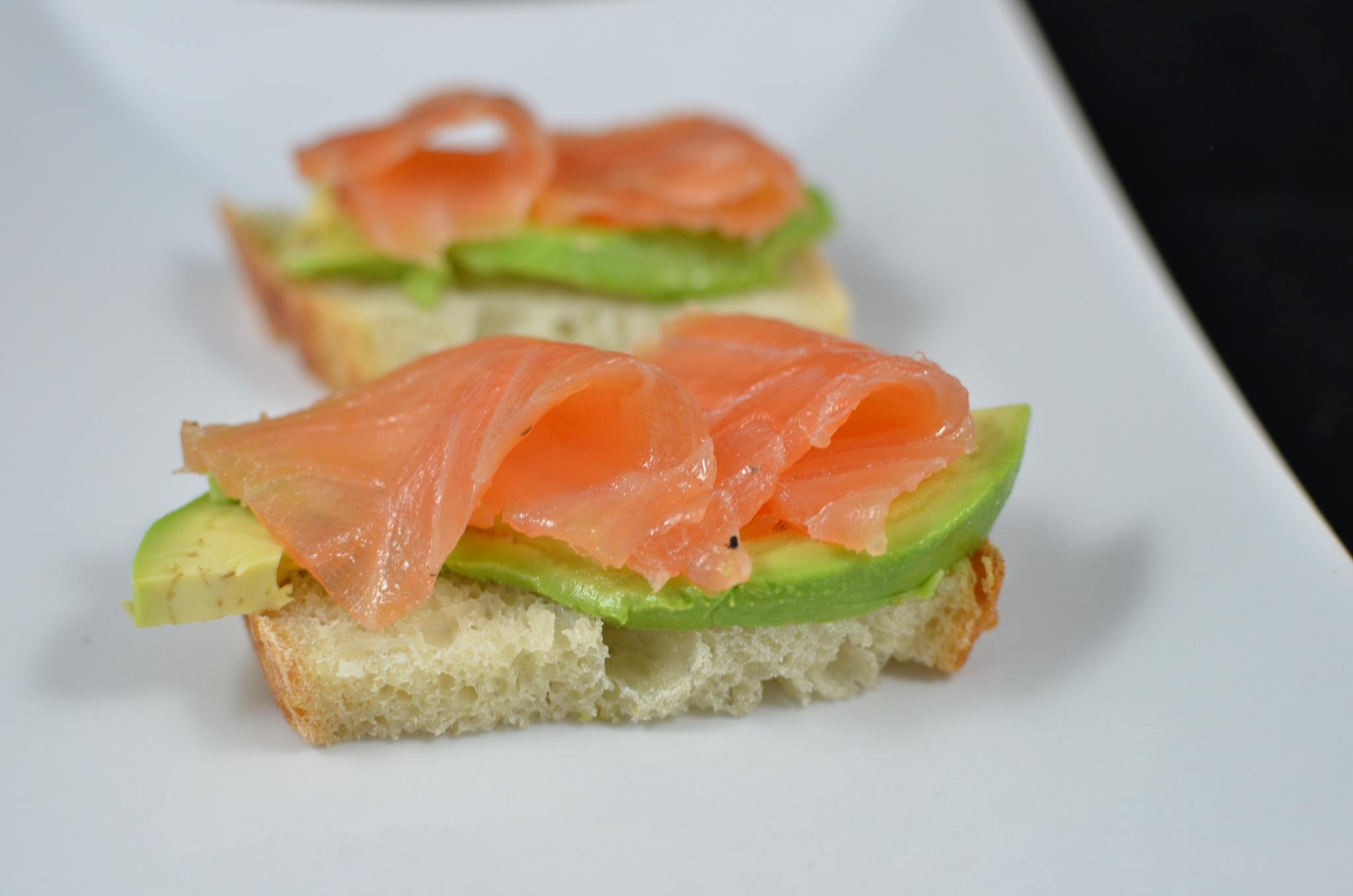 Cured Salmon Gravlax (Crazy Easy) - Momsdish