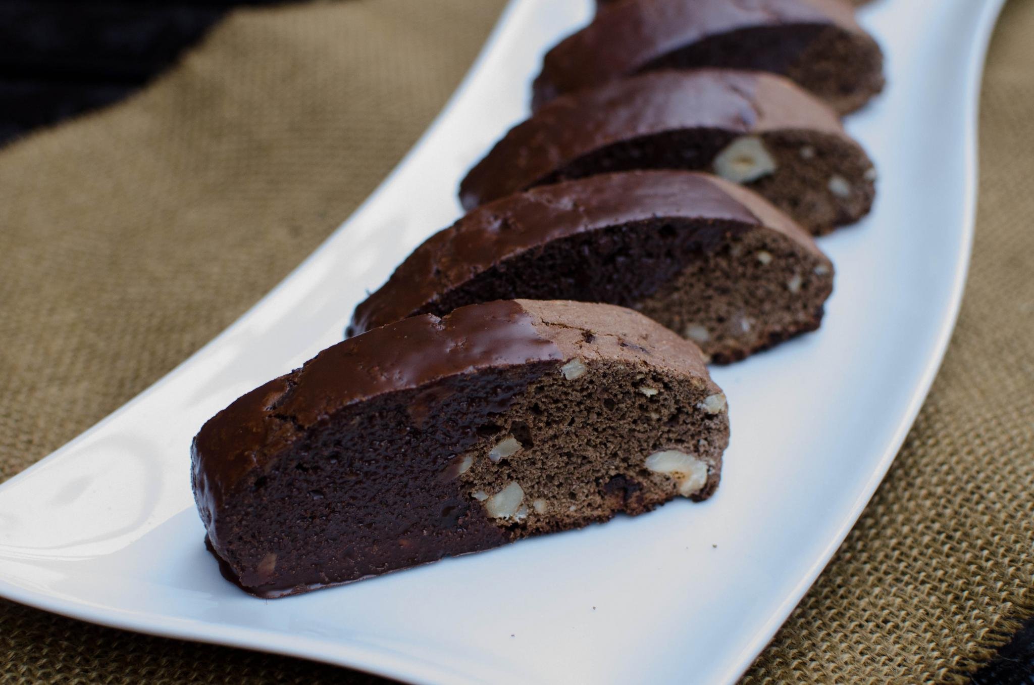 Hazelnut Triple Chocolate Biscotti - Momsdish