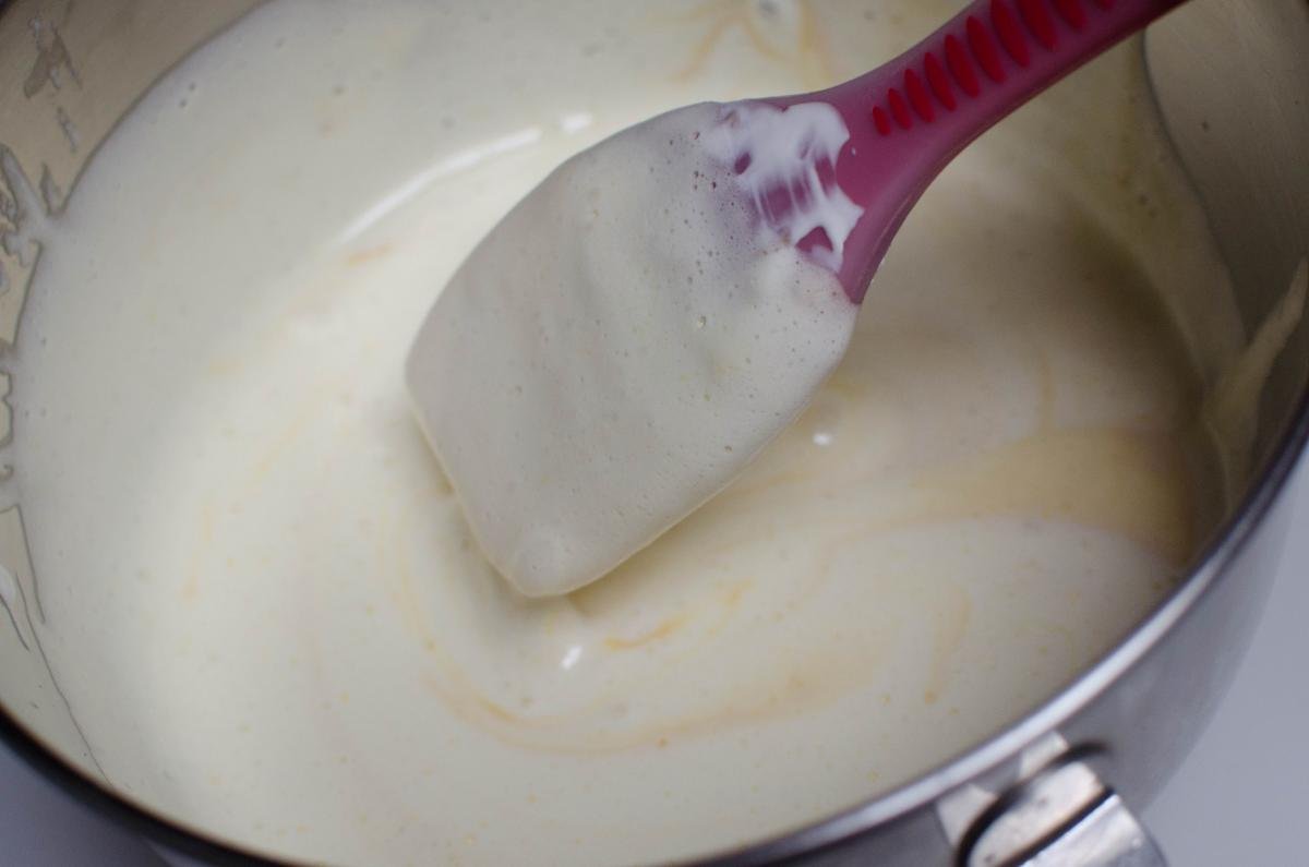 Dulce de Leche Cake (Golden Key Cake) - Momsdish