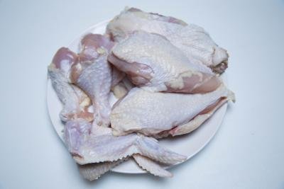 How to Cut Up a Whole Chicken - Momsdish