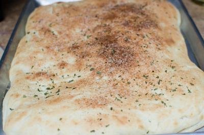 Easy Focaccia Bread Recipe - Momsdish