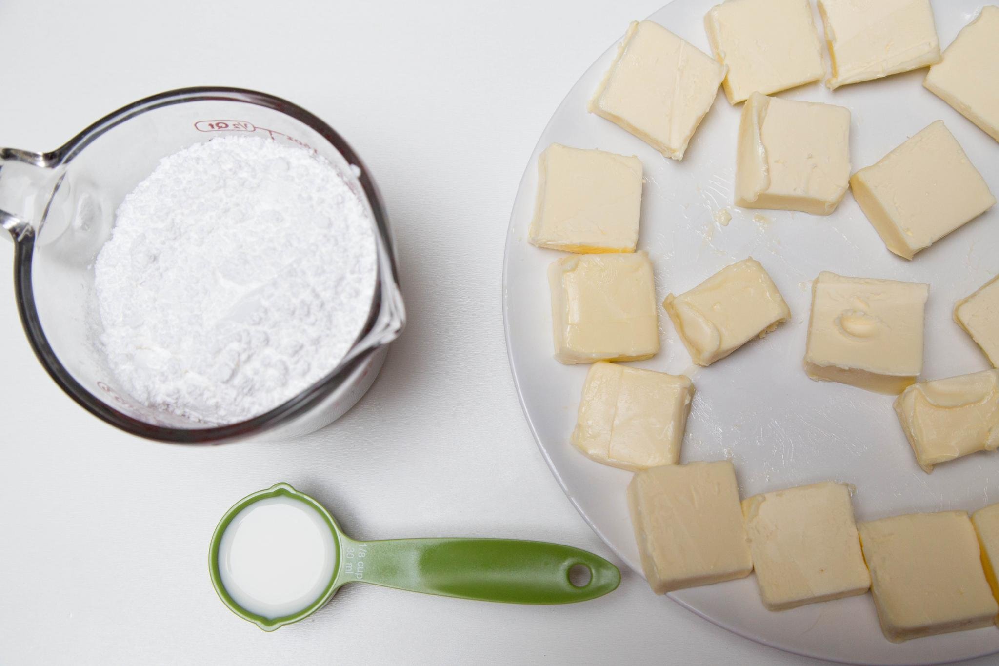 Perfectly Moist Cupcake Recipe - Momsdish