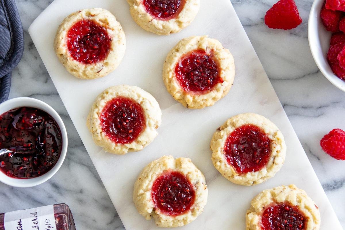 Raspberry Thumbprint Cookies - Momsdish
