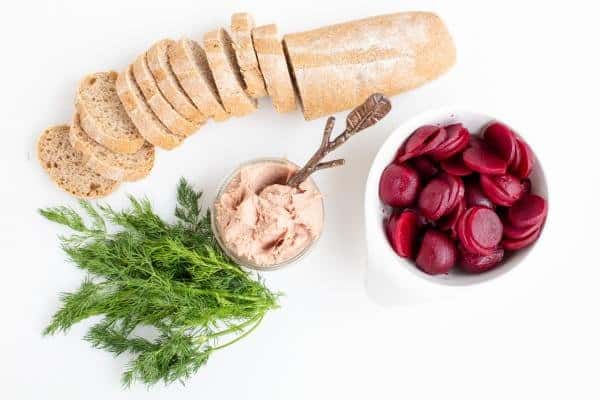Pickled Beets and Pate Smørrebrød Recipe (Must Try!) - Momsdish