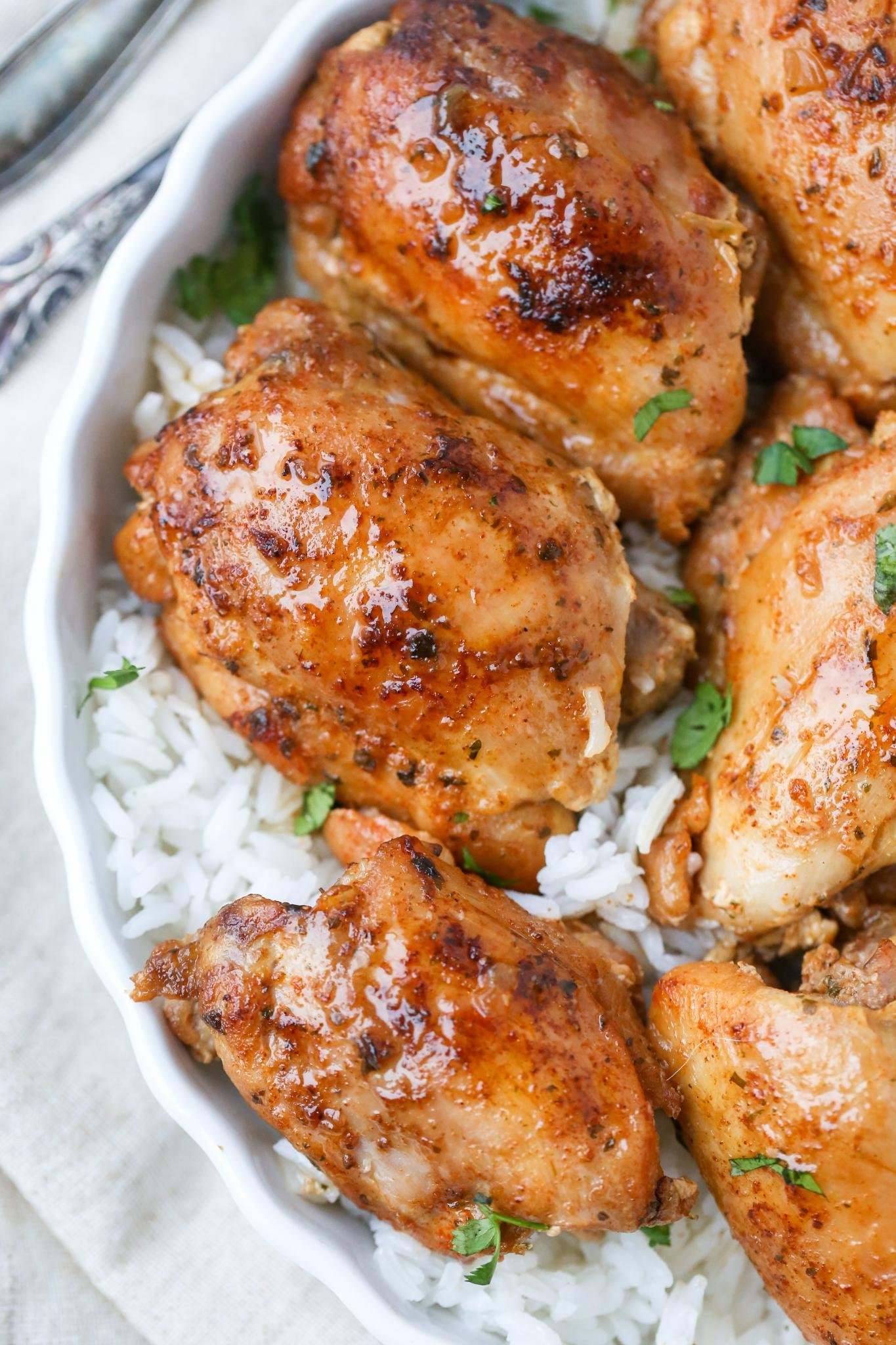 Pan-Seared Chicken Thighs (30 Minutes!) - Momsdish