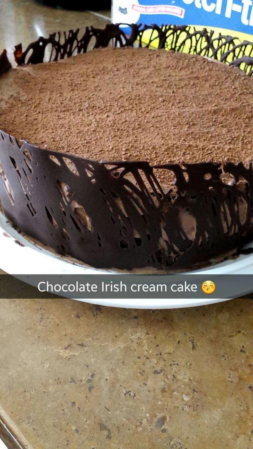 Chocolate Liqueur Cake - Momsdish