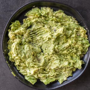 5-Minute Garlic Avocado Spread - Momsdish