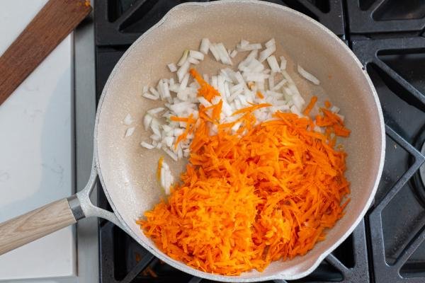 Cabbage Soup Recipe - Momsdish
