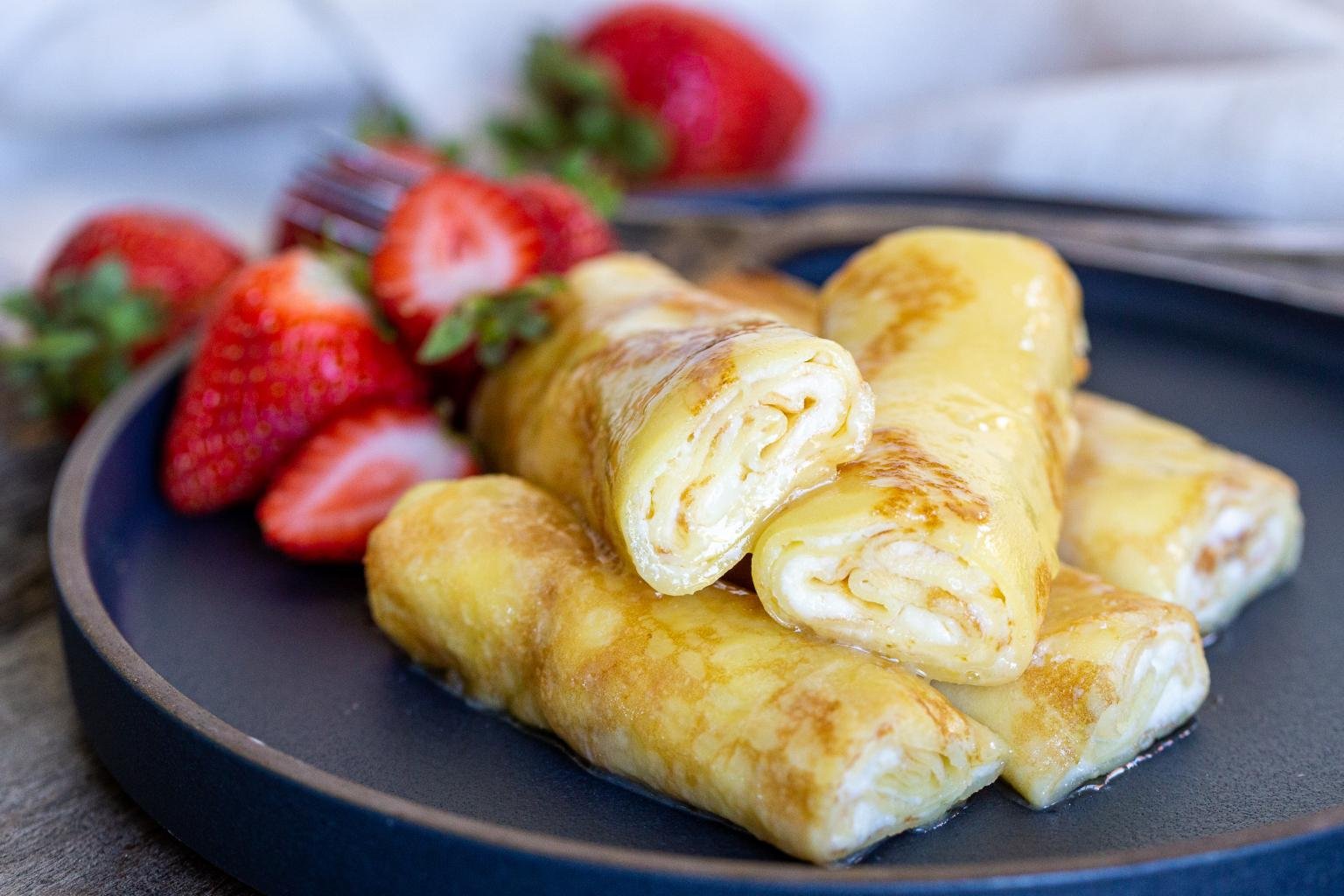 Nalysnyky (Ukrainian Crepes with Sweet Cheese) - Momsdish