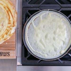 Nalysnyky (Ukrainian Crepes with Sweet Cheese) - Momsdish