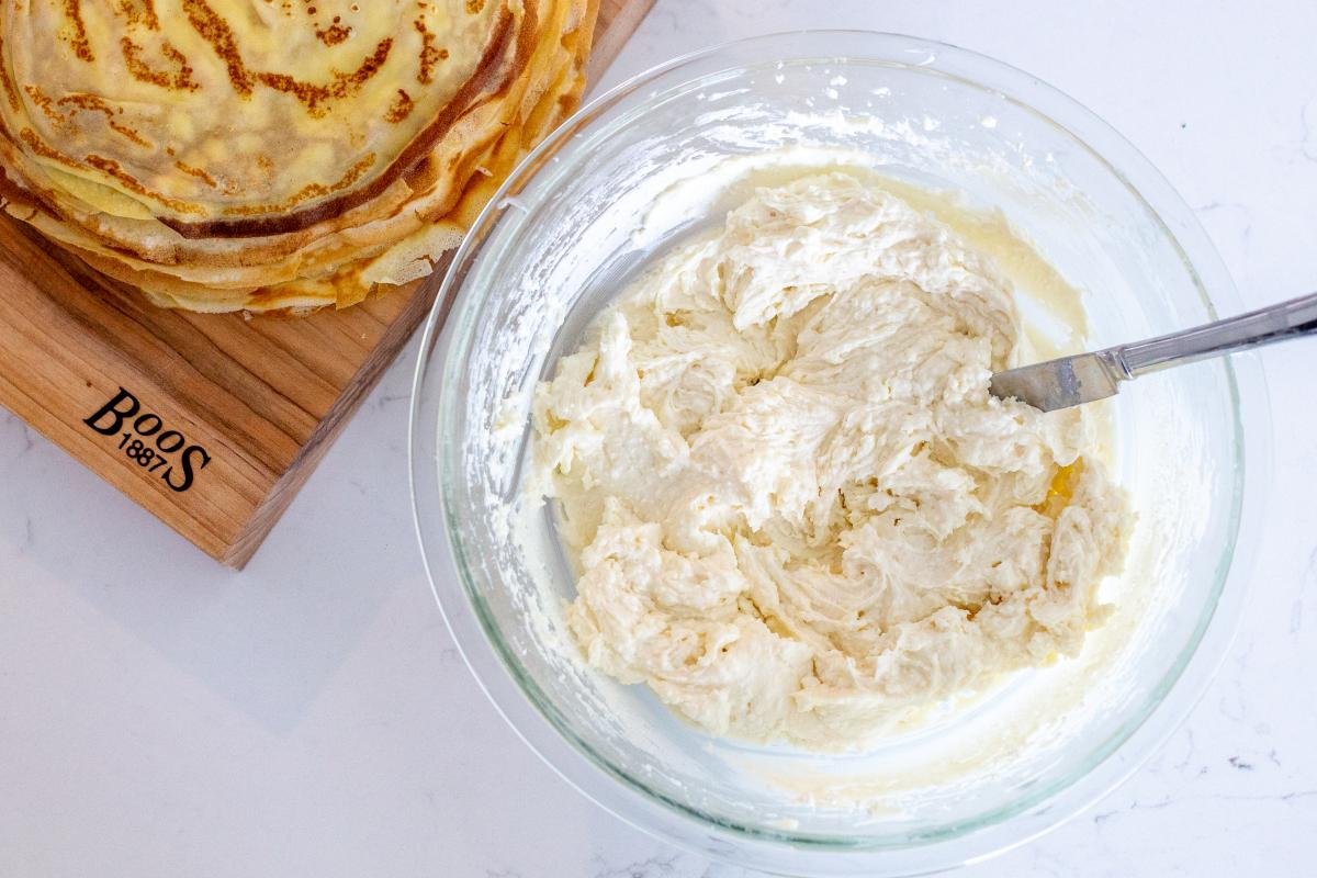 Nalysnyky (Ukrainian Crepes with Sweet Cheese) - Momsdish