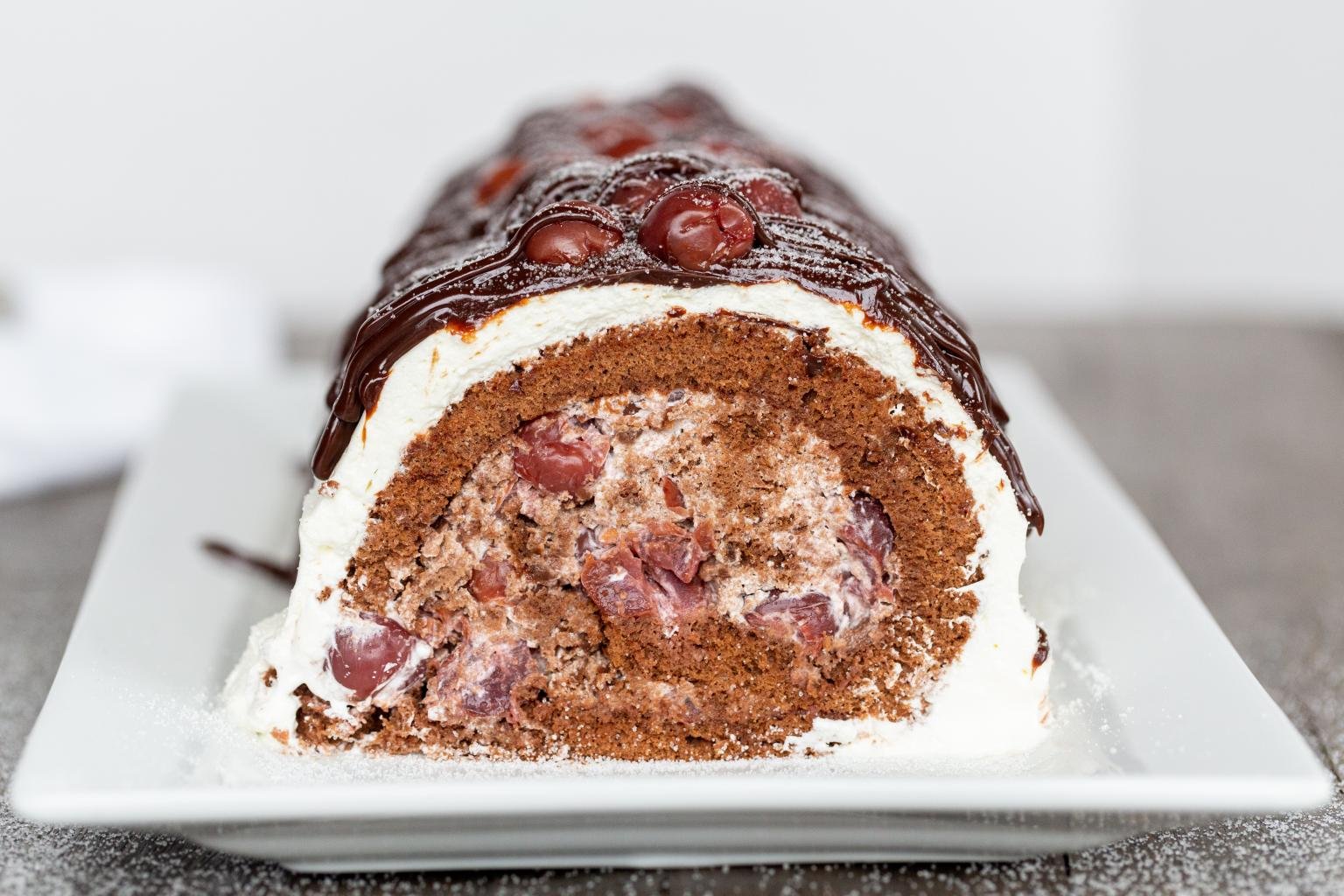 Drunken Cherry Cake Roll Recipe - Momsdish