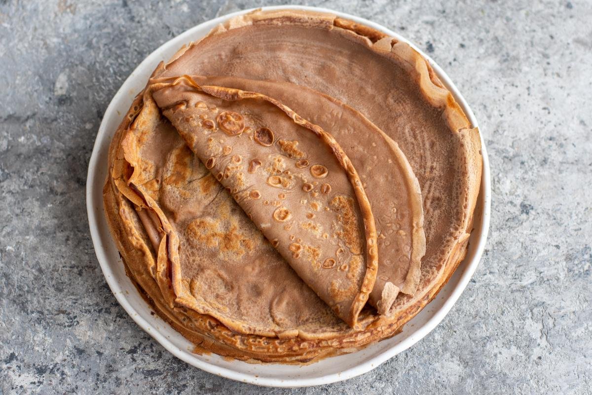 Nutella Crepe Cake Recipe - Momsdish