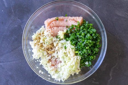 Gyoza Recipe (Japanese Dumplings) - Momsdish