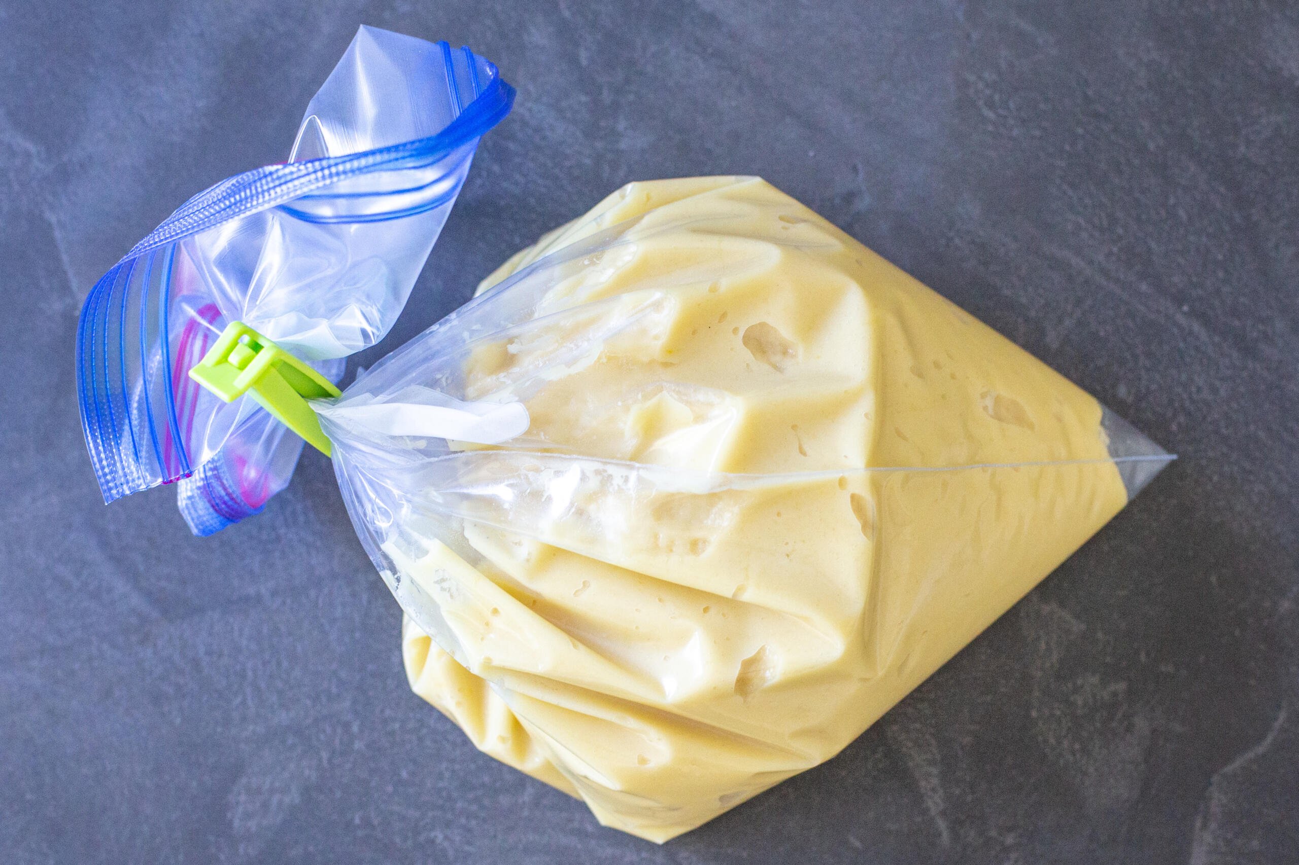 Classic French Madeleine Cookies - Momsdish