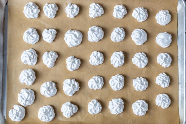 Meringue Cookie Recipe (The Easiest) - Momsdish