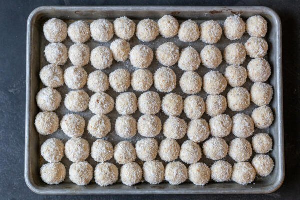 Ferrero Raffaello Candy Recipe - Momsdish