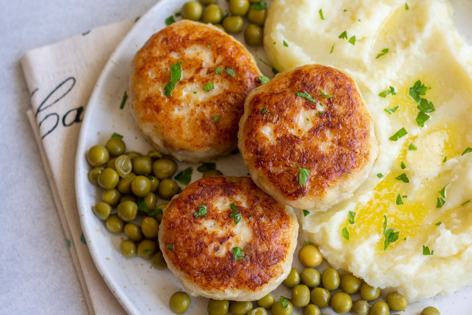 Classic Russian Kotleti (Meatballs) - Momsdish