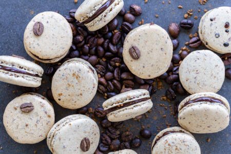 Coffee Macarons Recipe - Momsdish