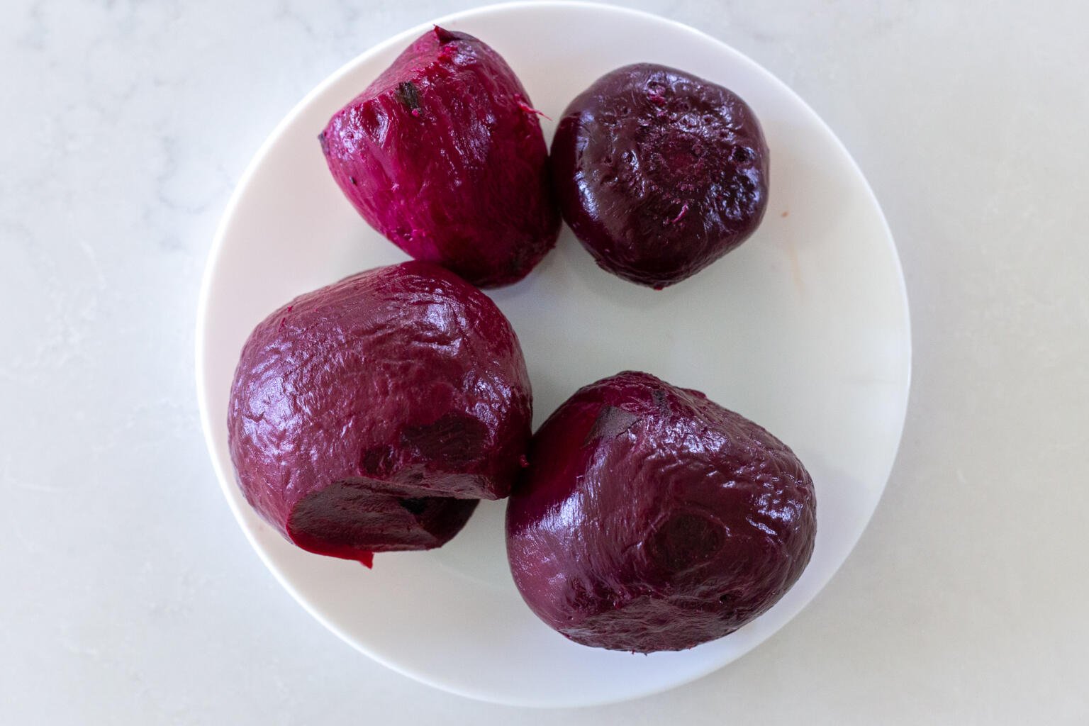 Russian Beet Salad (with Garlic) - Momsdish