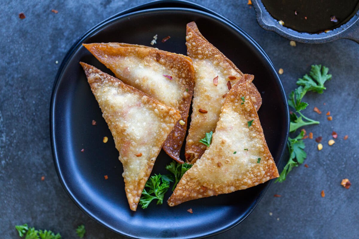 Easy Crab Puffs Recipe (Crab Rangoon) - Momsdish