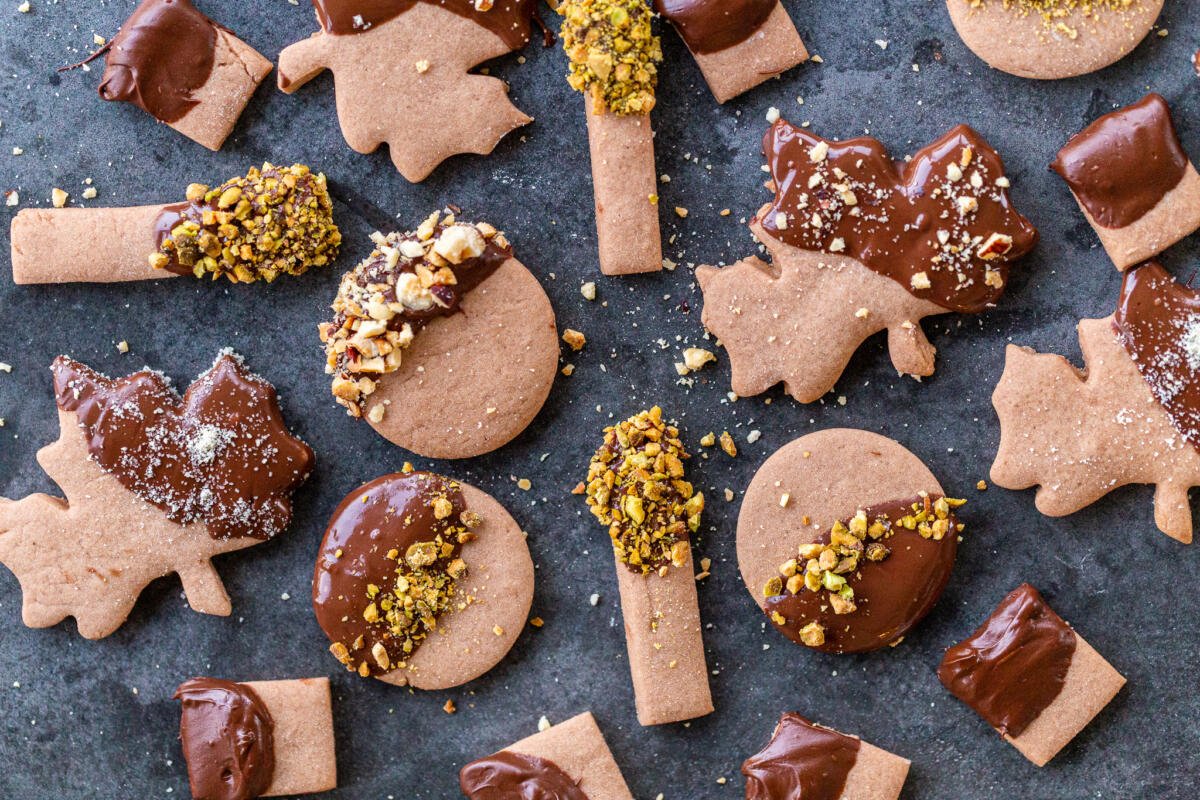 Fall Leaves Sugar Cookies - Momsdish