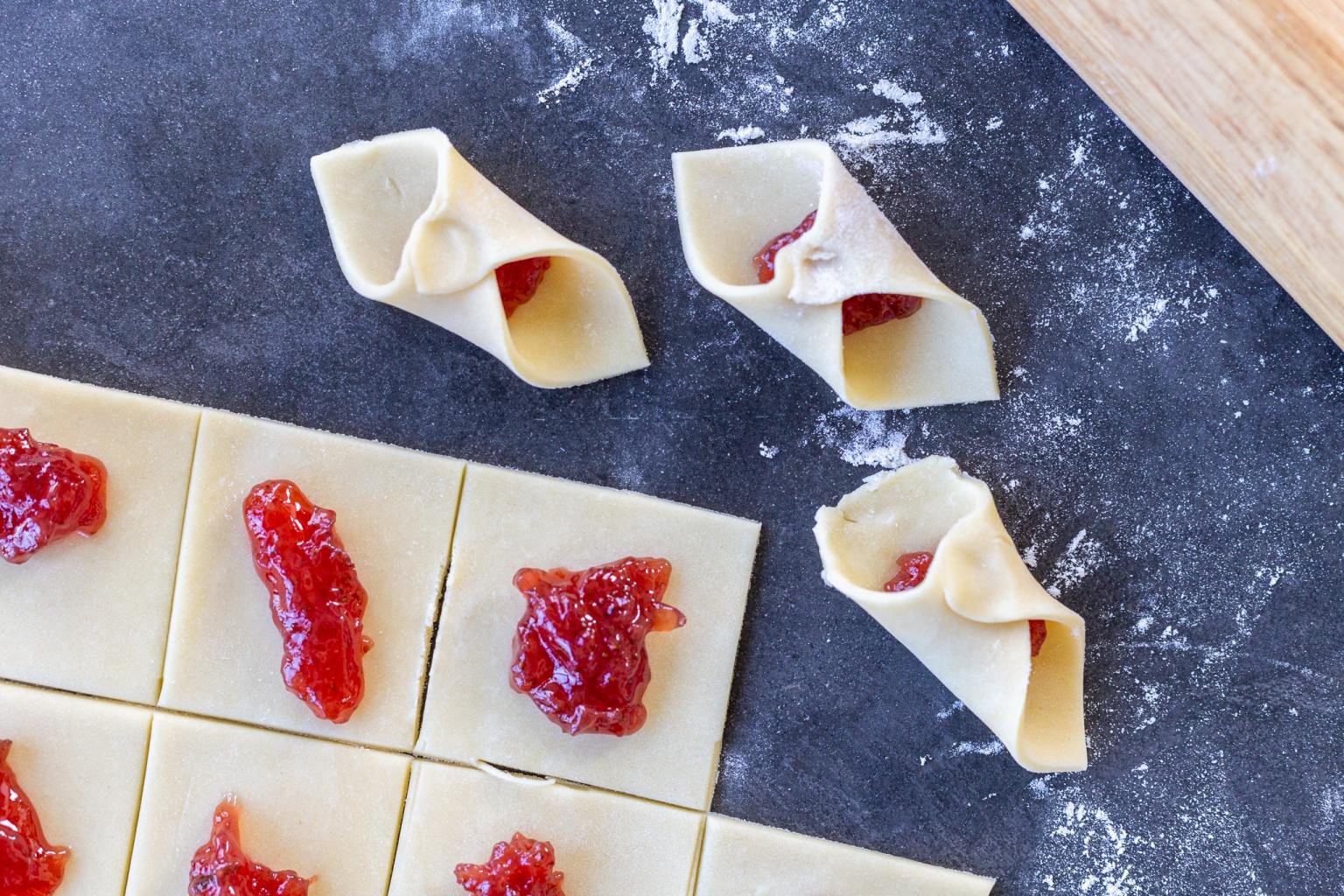 Kolaczki Recipe (Polish Cookies) - Momsdish