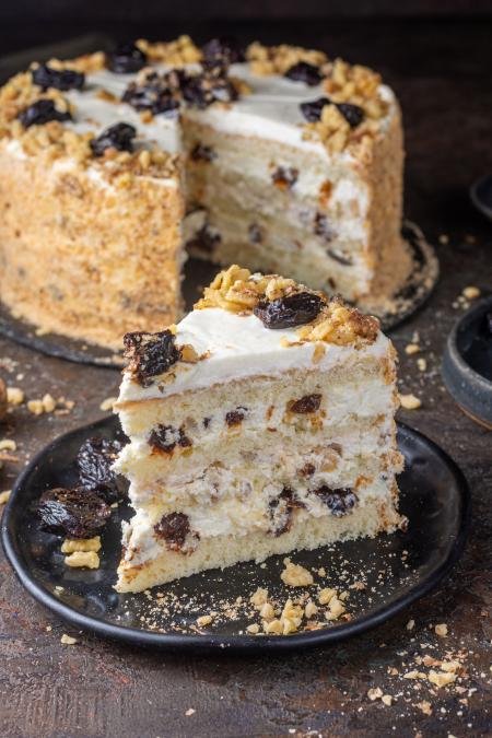 Walnut Cake with Prunes Recipe - Momsdish