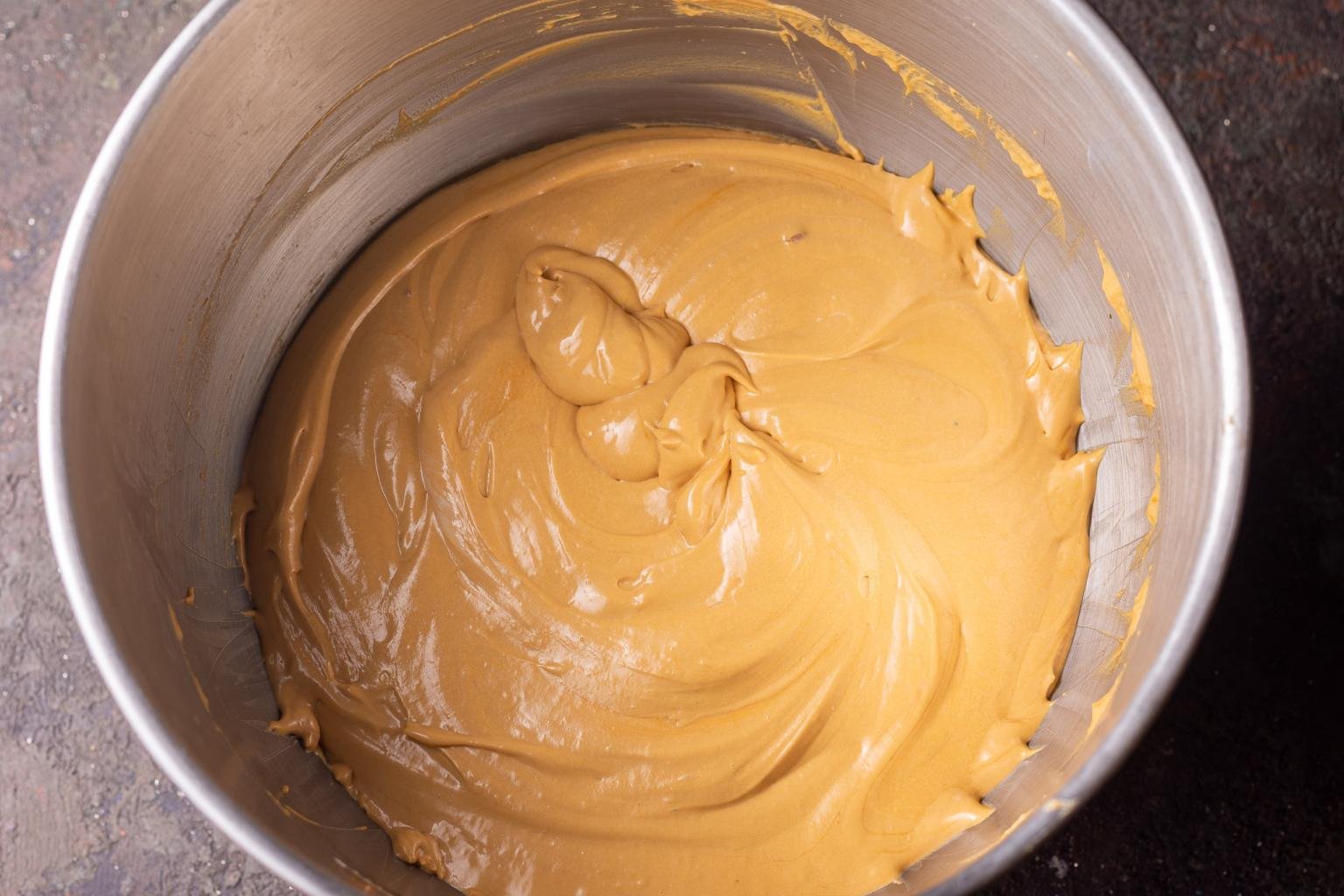 Napoleon Log Cake Recipe (Just 4 Ingredients) - Momsdish