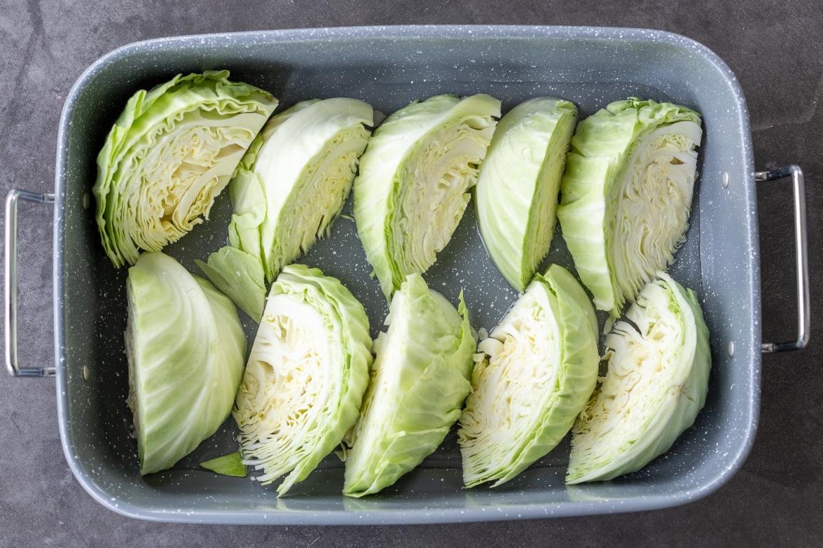 Roasted Cabbage Wedge Salad - Momsdish