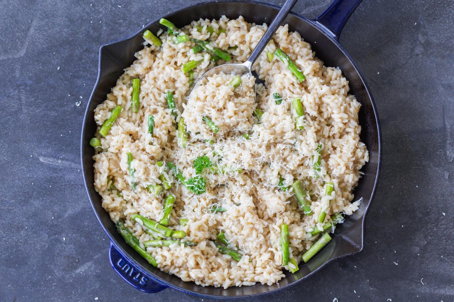 The Best Asparagus Risotto (One Pan) - Momsdish
