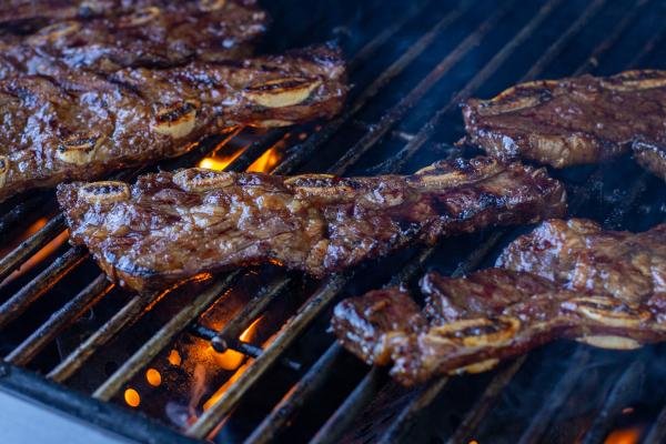 Grilled Beef Galbi (Korean Short Ribs) - Momsdish