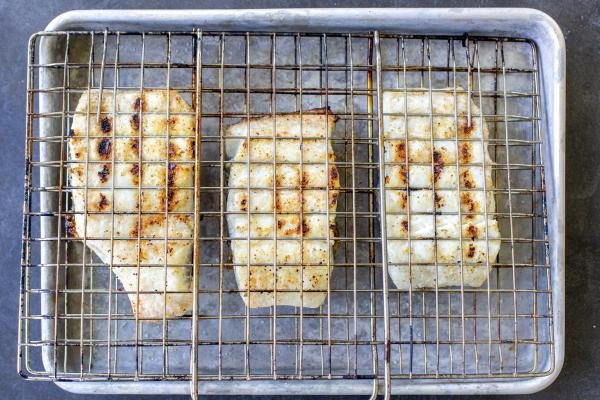 4 Ingredient Grilled Halibut - Momsdish