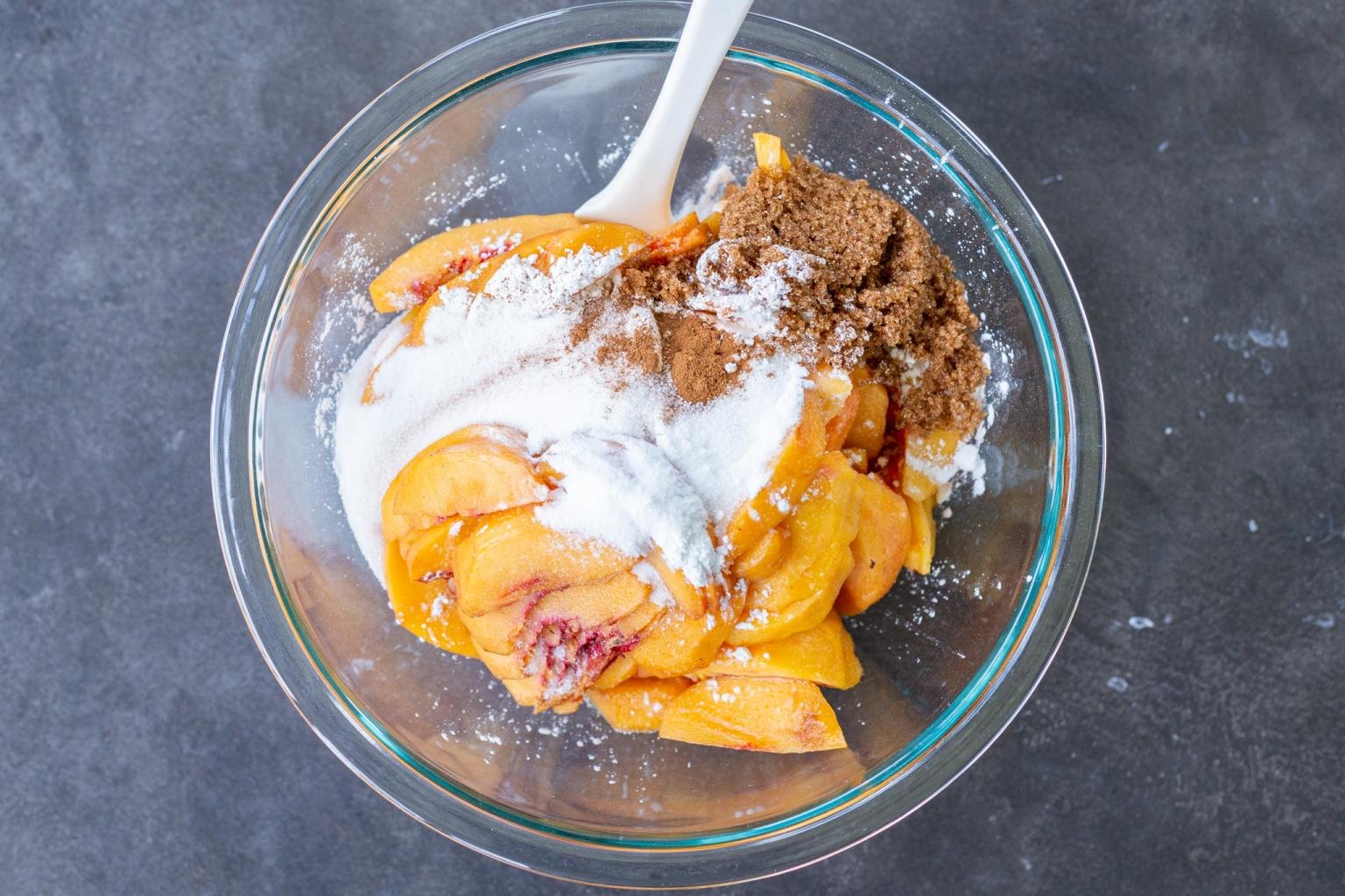 The Southern Peach Cobbler Recipe - Momsdish
