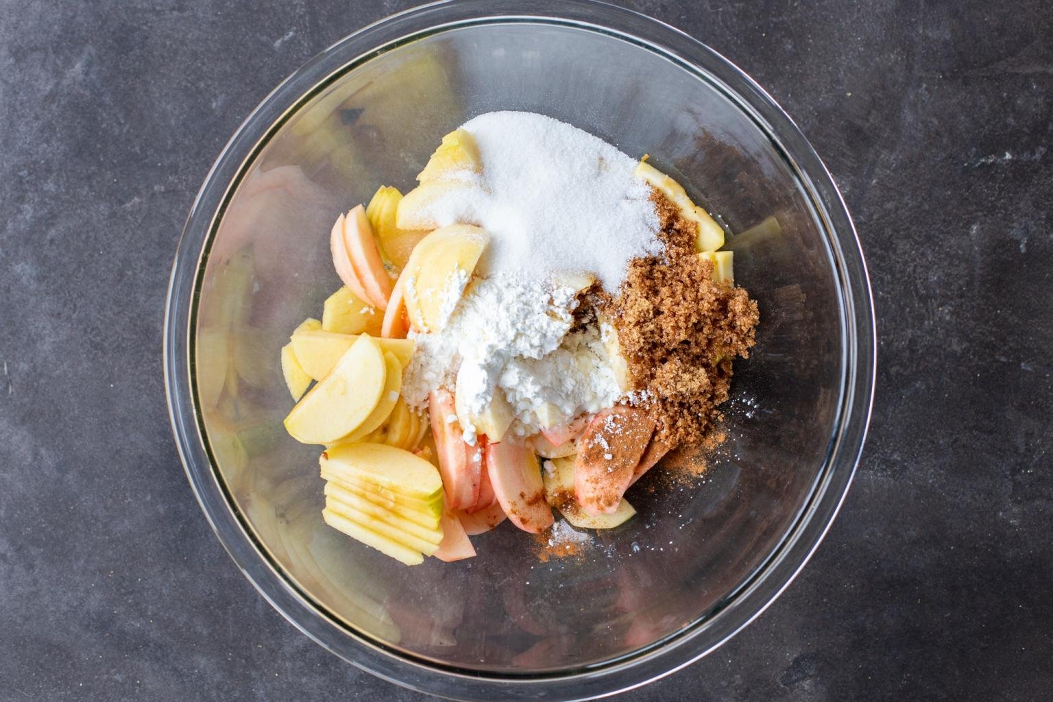 The Easiest Apple Cobbler Recipe - Momsdish