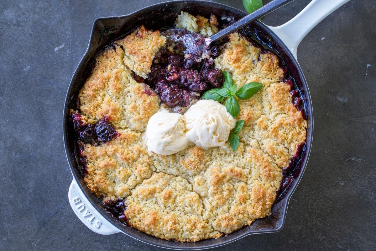 Cherry Cobbler Recipe (Fresh or Frozen) - Momsdish