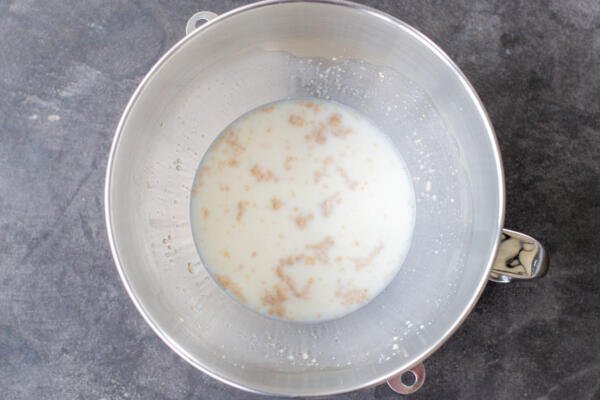 Imeruli Khachapuri (Georgian Cheese Bread) - Momsdish