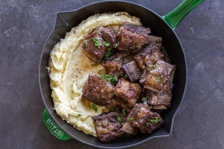 Slow Cooker Beef Short Ribs - Momsdish