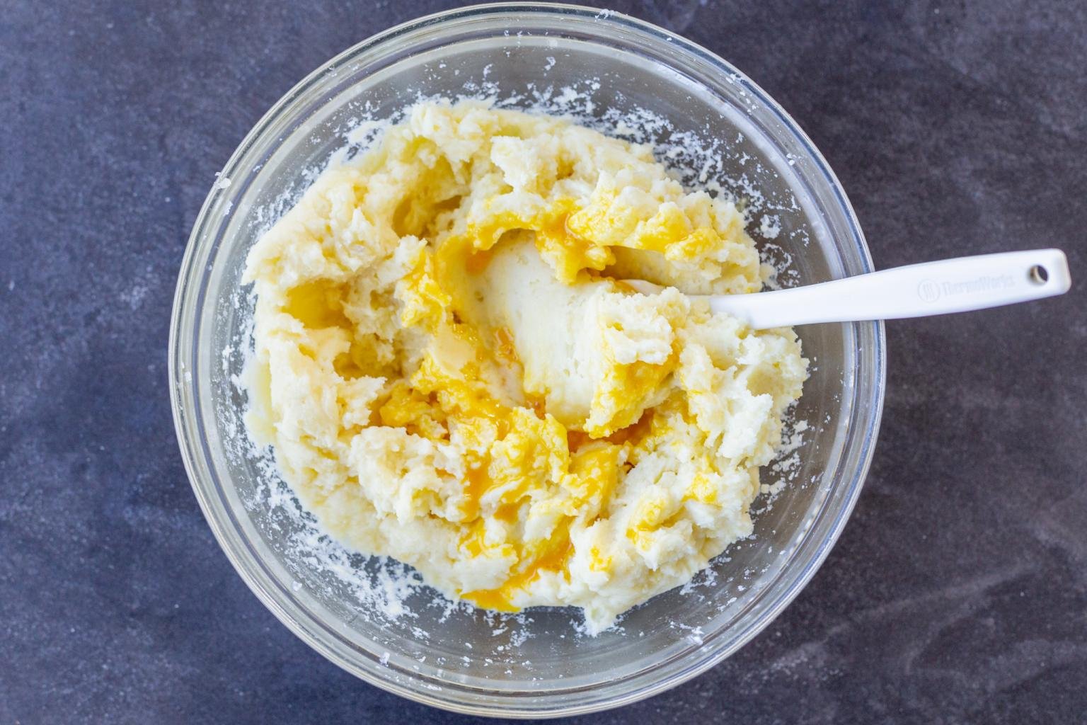 The Best Duchess Potatoes Recipe - Momsdish