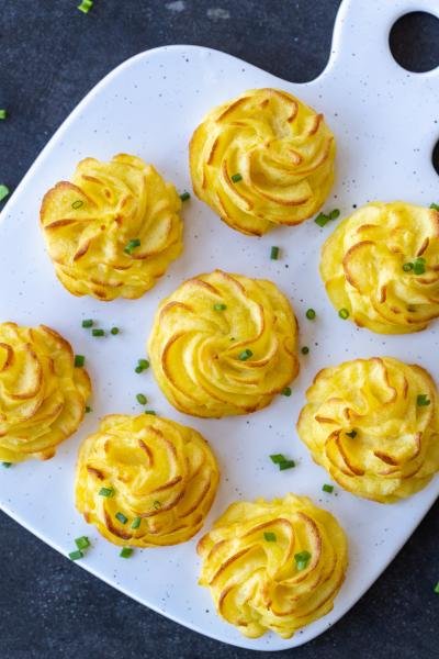 Duchess Potatoes Recipe (Extra Easy) - Momsdish
