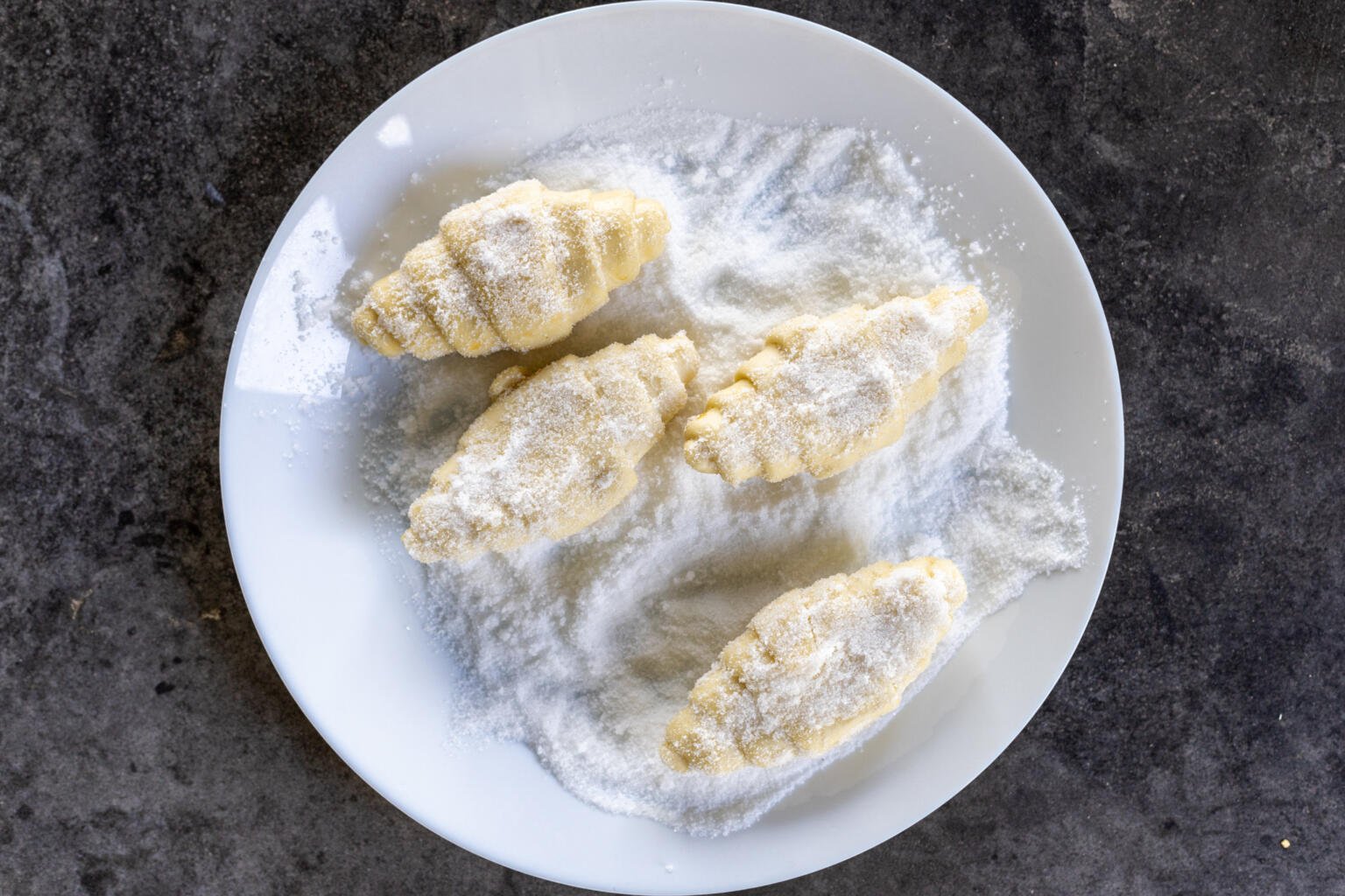 Easy Croffle (Croissant Waffles) - Momsdish