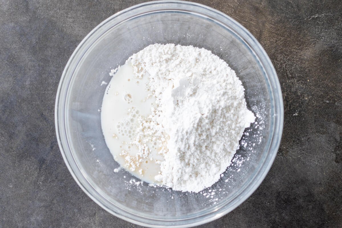 Powdered Sugar Glaze (2 Ingredients) - Momsdish