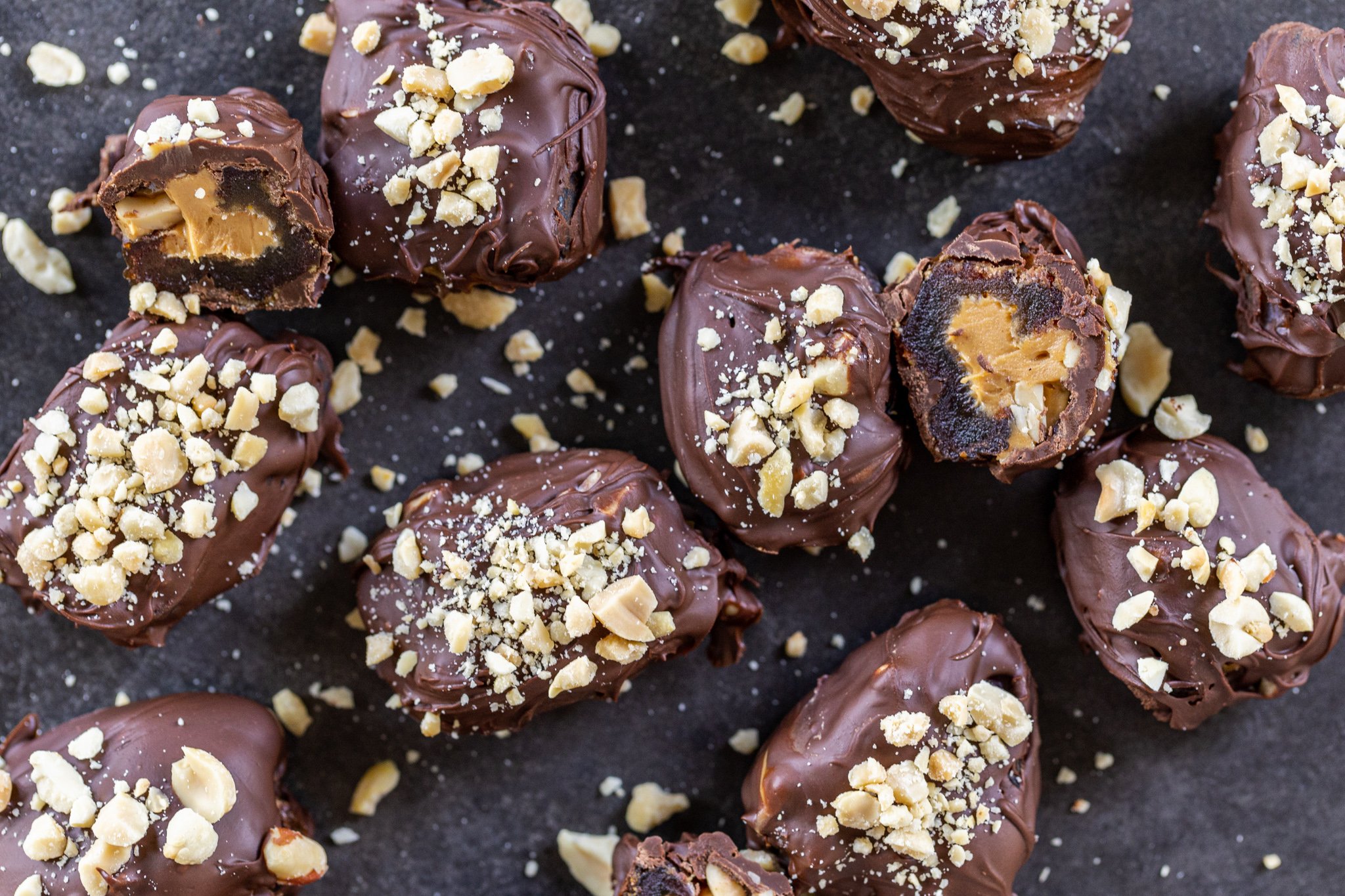 Date Snickers (Only 4 Ingredients) - Momsdish