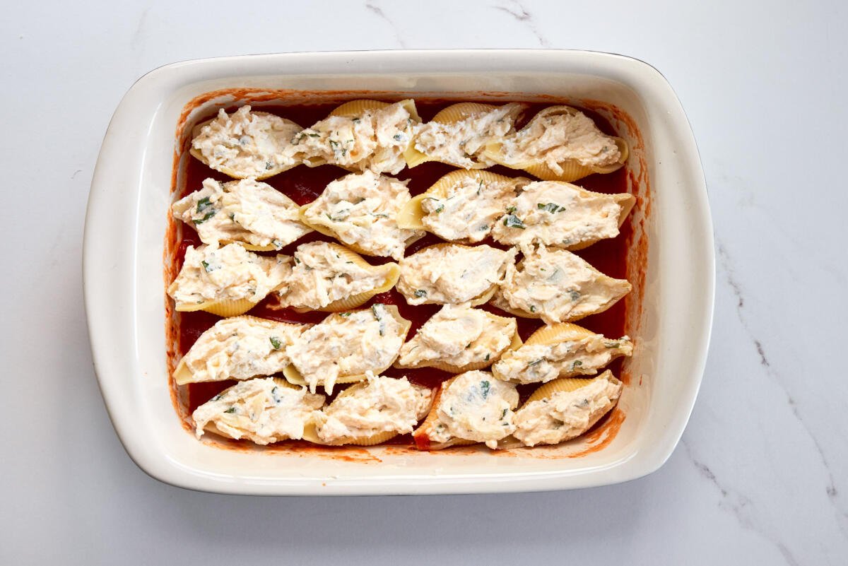 Classic Ricotta Stuffed Shells - Momsdish