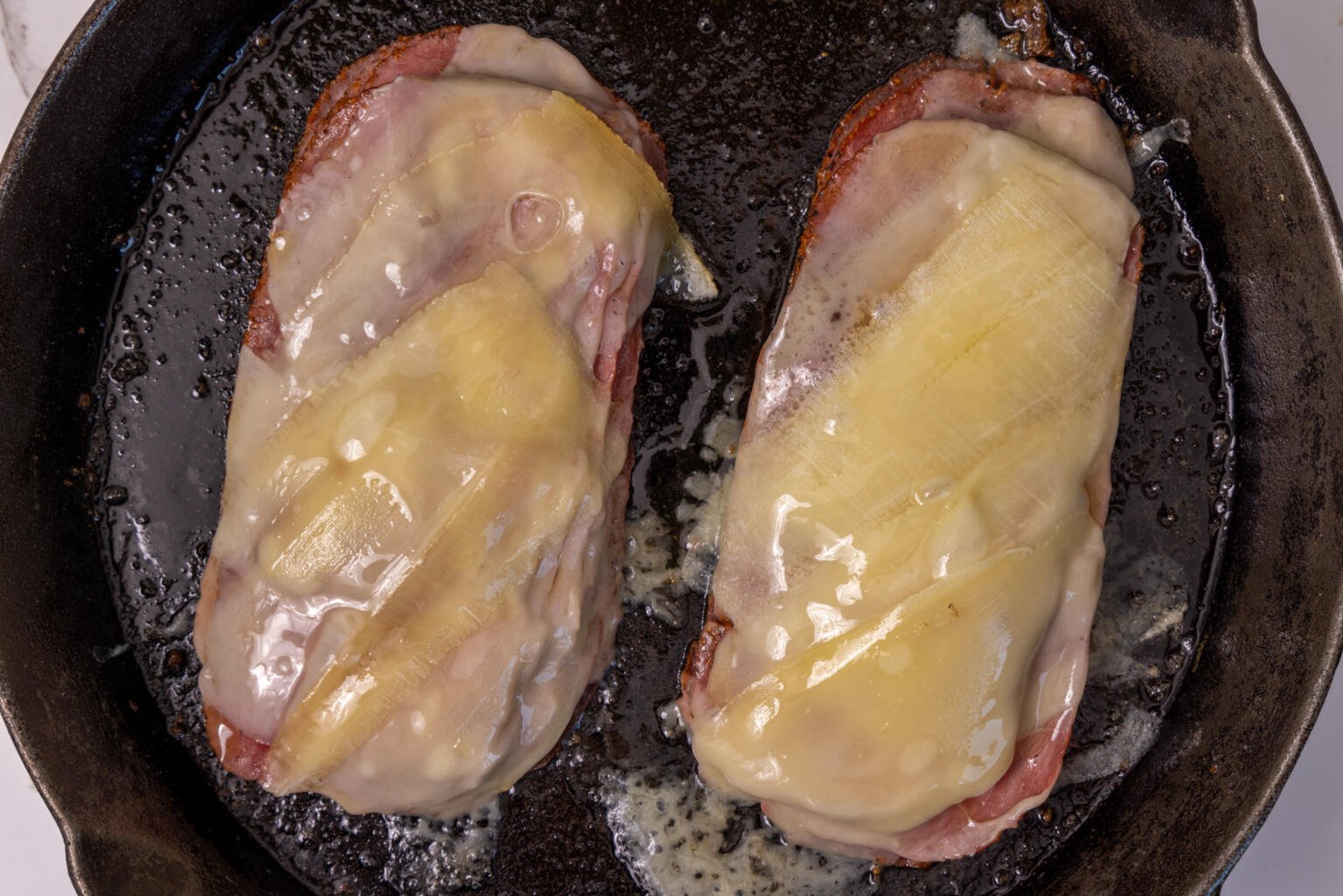 The Best Pastrami Sandwich - Momsdish