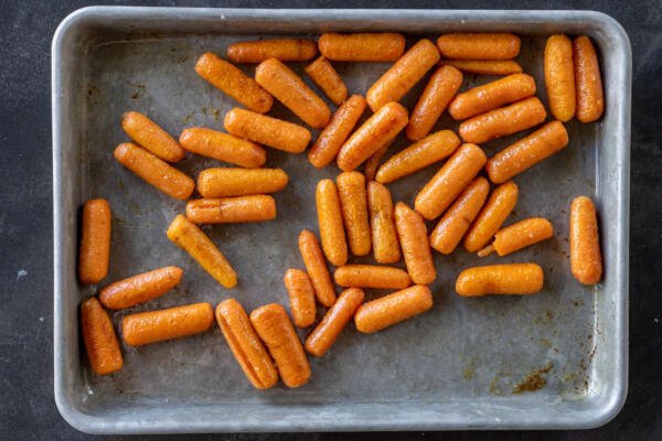 The Easiest Roasted Baby Carrots - Momsdish