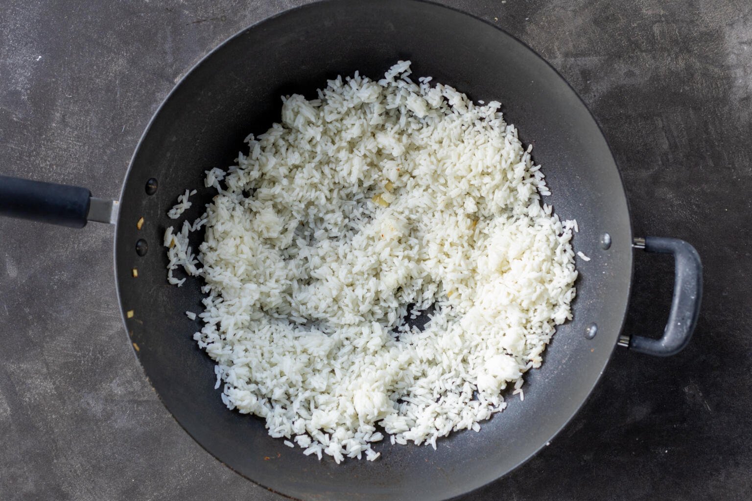 Young Chow Fried Rice (Yang Chow Fried Rice) - Momsdish