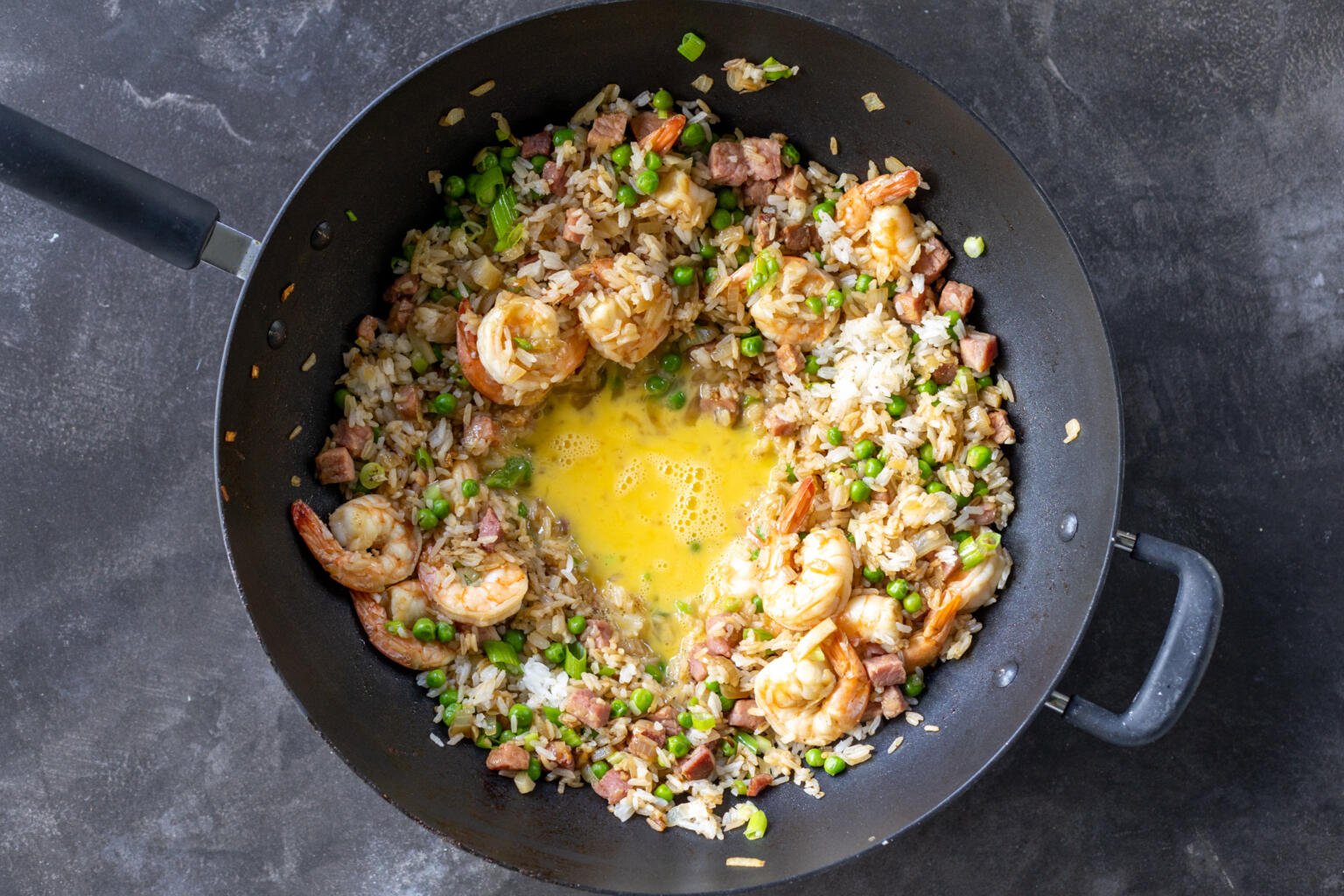 Young Chow Fried Rice (Yang Chow Fried Rice) - Momsdish