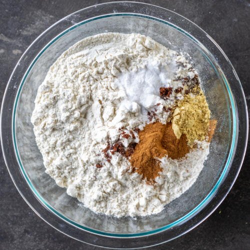 Gingerbread Cookie Recipe - Momsdish