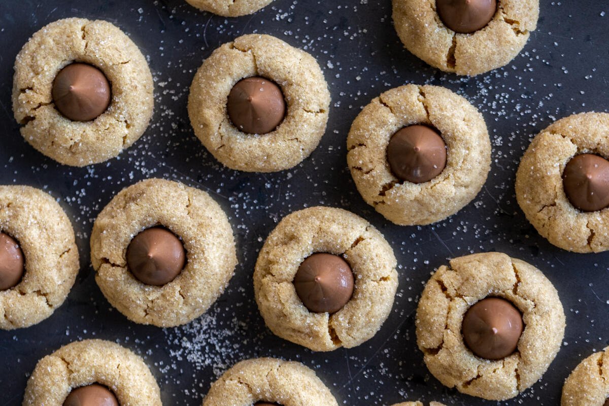 Classic Peanut Butter Blossoms - Momsdish